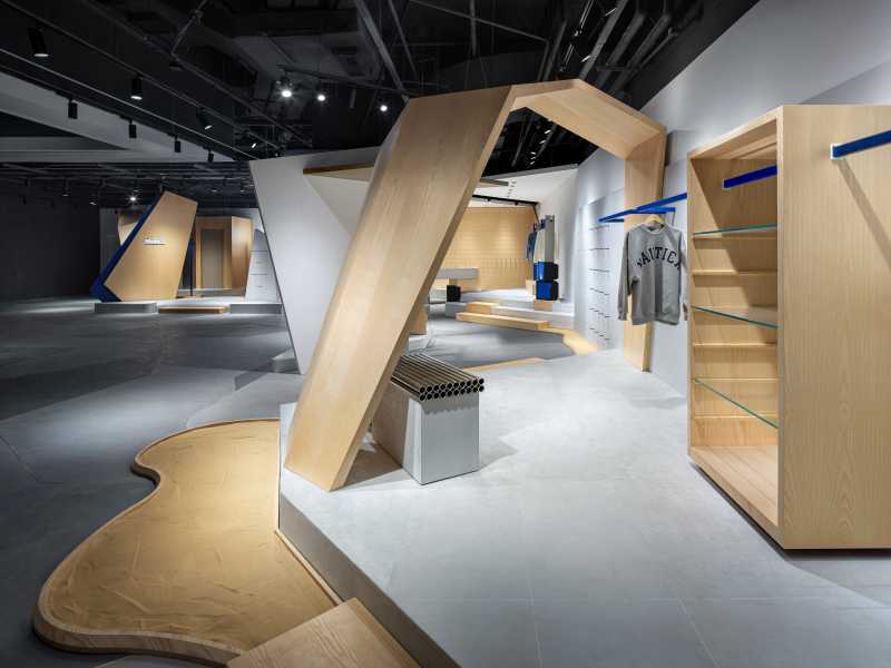NAUTICA White Sail Concept Store – SLT